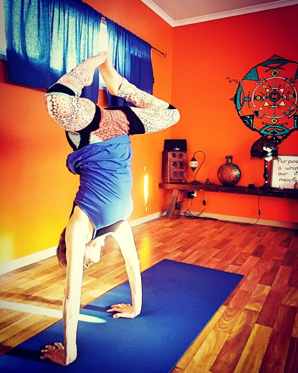 It's all in the hips.... - Yoga Sphere